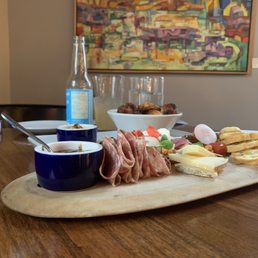 POSTERO - Updated May 2025 - 364 Photos & 322 Reviews - 401 N Main St ...