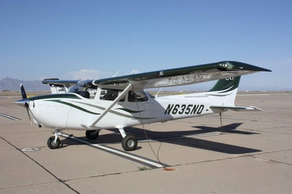 UND AEROSPACE FOUNDATION FLIGHT TRAINING CENTER - Updated September ...