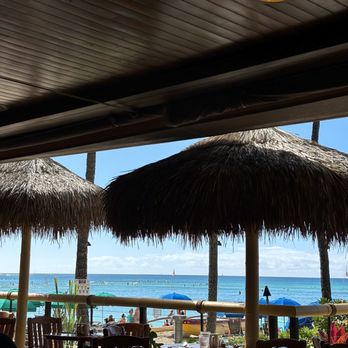 DUKE’S WAIKIKI - 10862 Photos & 9010 Reviews - 2335 Kalakaua Ave ...