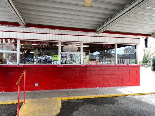 ROCKET DRIVE INN - Updated January 2025 - 32 Photos & 54 Reviews - 1118 ...