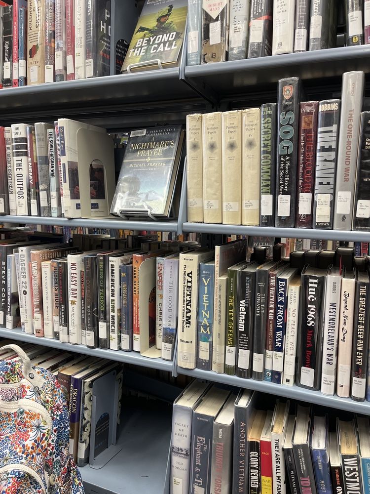 GRANDSTAFF MEMORIAL LIBRARY - Updated July 2025 - Bldg 2109 N 10th And ...