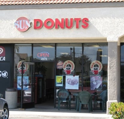 SUN DOUGHNUTS - Updated December 2025 - 24 Photos & 18 Reviews - 2575 E ...