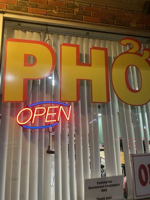 PHO 64 - Updated January 2026 - 183 Photos & 220 Reviews - 6773 Stage ...