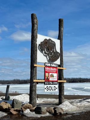 BUCK HORN SALOON STAPLES LAKE - Updated January 2026 - 1977 Polk-Barron ...