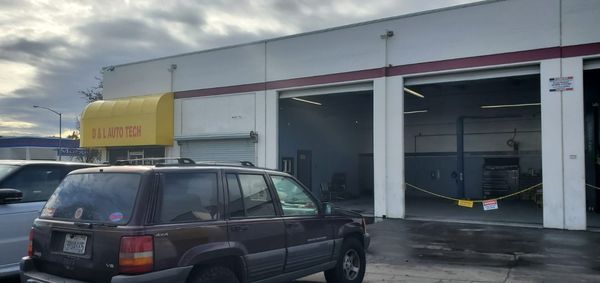 D&L AUTO REPAIR - Updated July 2025 - 15 Photos - 720 E Hammer Ln ...