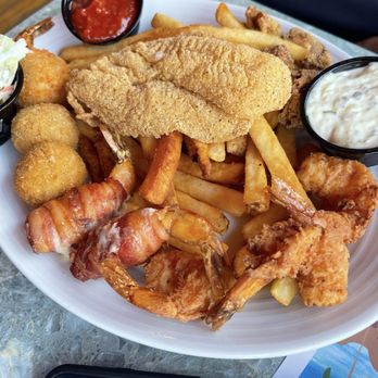 FISH TALES - Updated April 2025 - 875 Photos & 1295 Reviews - 2502 ...