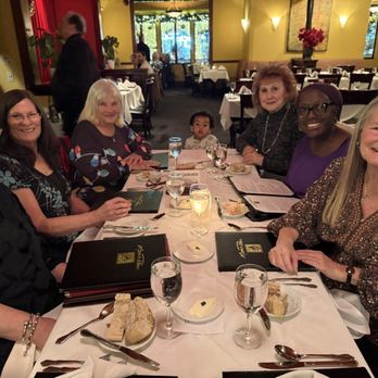 MARIOS PLACE - Updated January 2026 - 1091 Photos & 1016 Reviews - 3646 ...