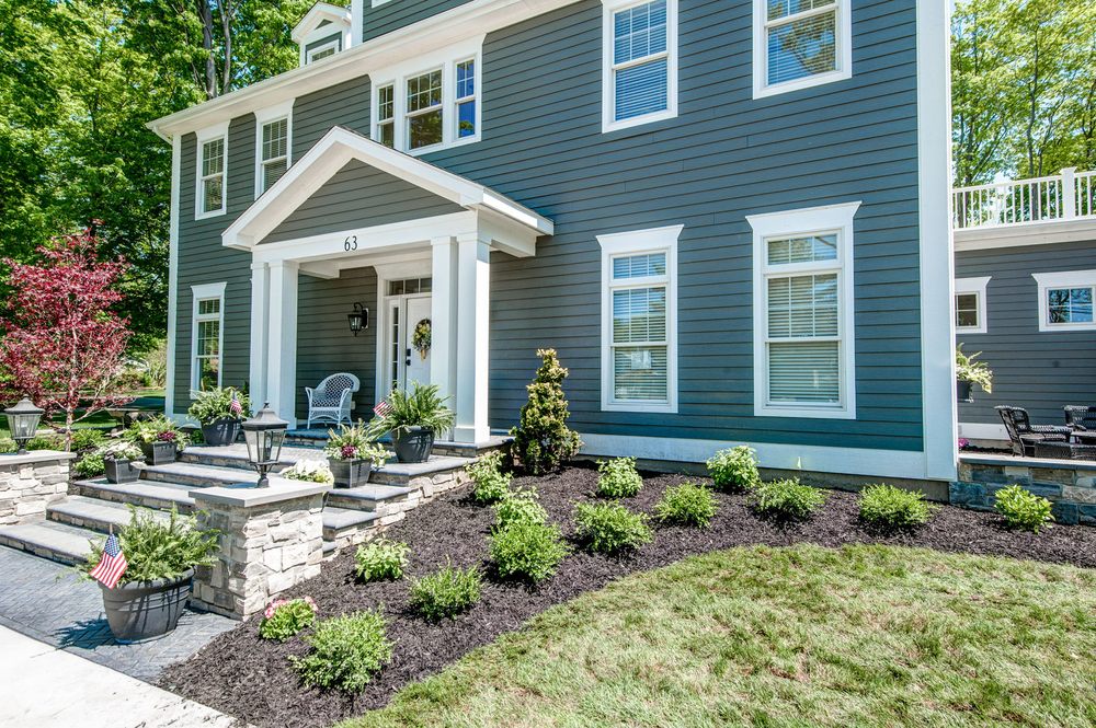 CROWN ROYAL REALTY - Updated December 2025 - Contact Agent - 1961 ...