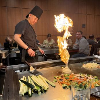 SHINTO JAPANESE STEAKHOUSE & SUSHI LOUNGE - Updated March 2026 - 755 ...