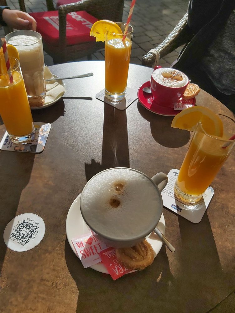 CAFÉ EXTRABLATT - 22 Photos & 25 Reviews - Schreiberstr. 1, Freiburg ...