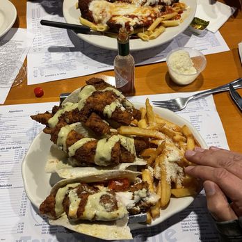 621 TAVERN & GRILLE - Updated October 2025 - 43 Photos & 142 Reviews ...