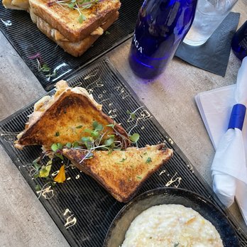 WEEZY’S - Updated November 2024 - 108 Photos & 44 Reviews - 200 Bennett ...