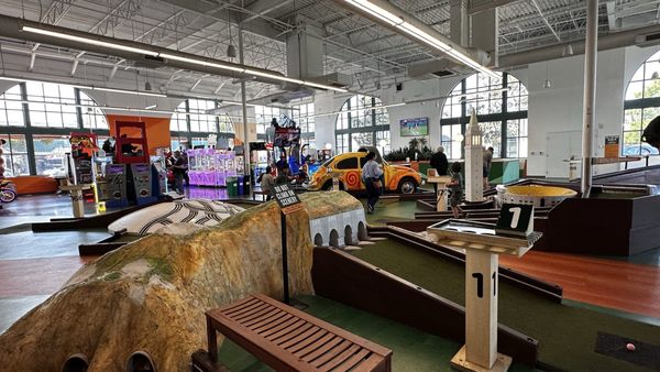 SUBPAR MINIATURE GOLF - Updated December 2025 - 475 Photos & 379 ...