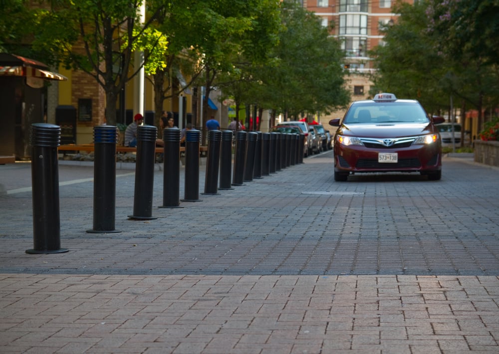 ACTION TAXICABS - Updated October 2025 - 40 Reviews - 15805 Paramount ...