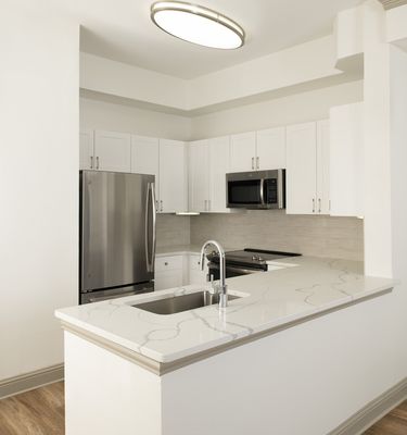 STATE THOMAS RAVELLO - DALLAS - Updated December 2025 - 87 Photos & 83 ...