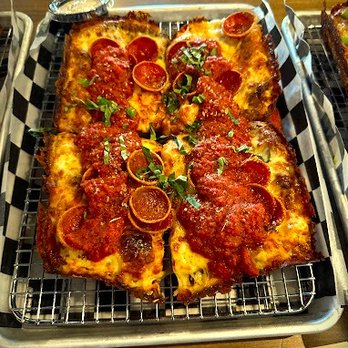 CUSHWA AND RAD PIES TAPROOM - Updated June 2024 - 109 Photos & 51 ...