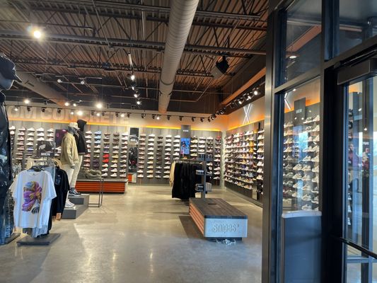 SNIPES - Updated August 2025 - 2620 Lake Circle Dr, Indianapolis ...