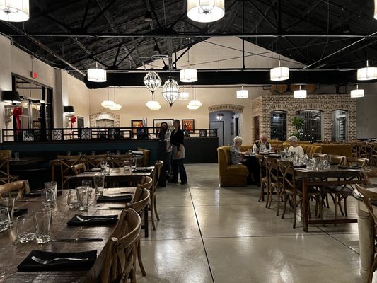 LOCAL AND COMPANY FOOD+DRINK - Updated January 2026 - 275 Photos & 220 ...