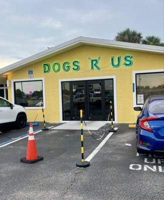 DOGS R US - Updated April 2025 - 59 Photos & 158 Reviews - 4200 S ...