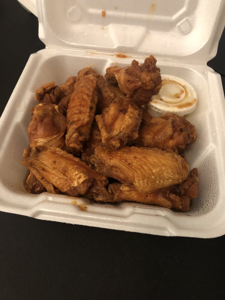 ALLIGER’S HOUSE OF WINGS - Updated July 2025 - 29 Photos & 70 Reviews ...