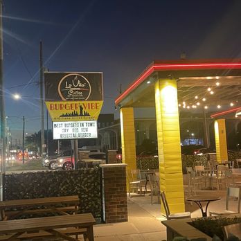 BURGER VIBE - Updated November 2024 - 72 Photos & 55 Reviews - 3730 ...