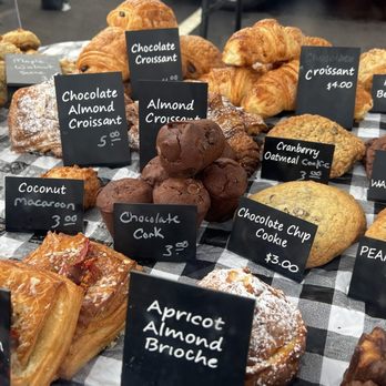 SANTA ROSA FARMERS MARKET - Updated November 2024 - 136 Photos & 61 ...