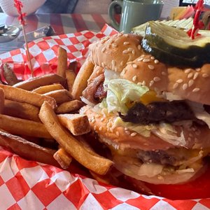 FAT SMITTY’S - 330 Photos & 332 Reviews - 282624 US Hwy 101, Port ...