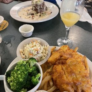 METRO DINER - 87 Photos & 121 Reviews - 1944 Whiskey Rd, Aiken, South ...