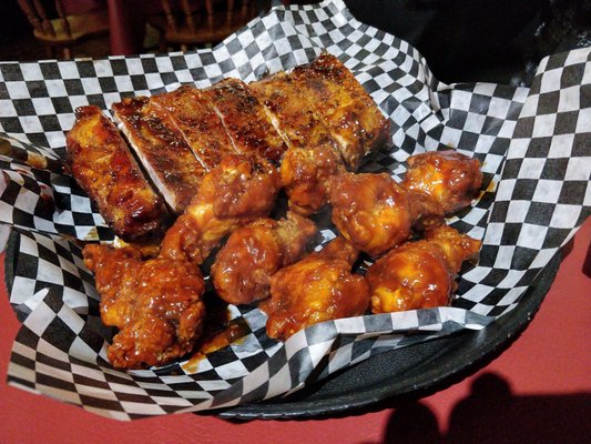 BIG BONE BBQ & WICKED WINGS - 100 Photos & 87 Reviews - Chicken Wings ...