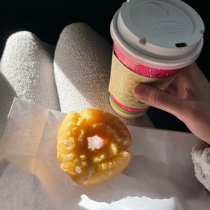 DANK DONUTS - 520 Photos & 556 Reviews - 42612 Moonridge, Big Bear Lake ...