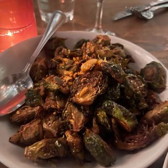 ABA - Updated December 2024 - 4321 Photos & 1743 Reviews - 302 N Green ...