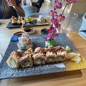 TOMO 202 - Updated October 2025 - 118 Photos & 33 Reviews - 806 Federal ...