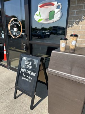 THE DAILY DRIP - Updated September 2024 - 12 Photos - 710 Juliet St ...