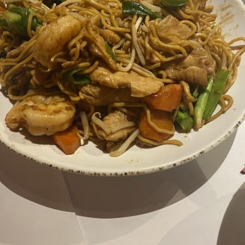 TOMMY THAI - Updated July 2024 - 618 Photos & 880 Reviews - 1482 West ...