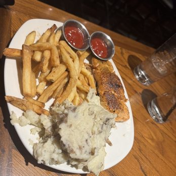 OUTBACK STEAKHOUSE - Updated December 2025 - 113 Photos & 204 Reviews ...