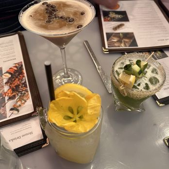 NICHOLAS RESTAURANT - Updated August 2024 - 1033 Photos & 1447 Reviews ...