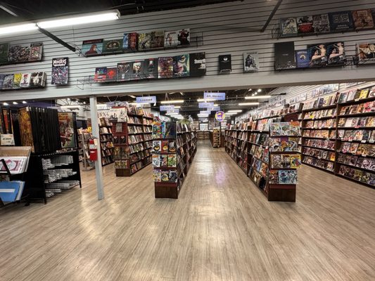 AUSTIN BOOKS & COMICS - Updated November 2025 - 136 Photos & 211 ...