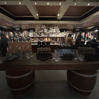 REIF ESTATES WINERY - Updated October 2025 - 270 Photos & 133 Reviews ...