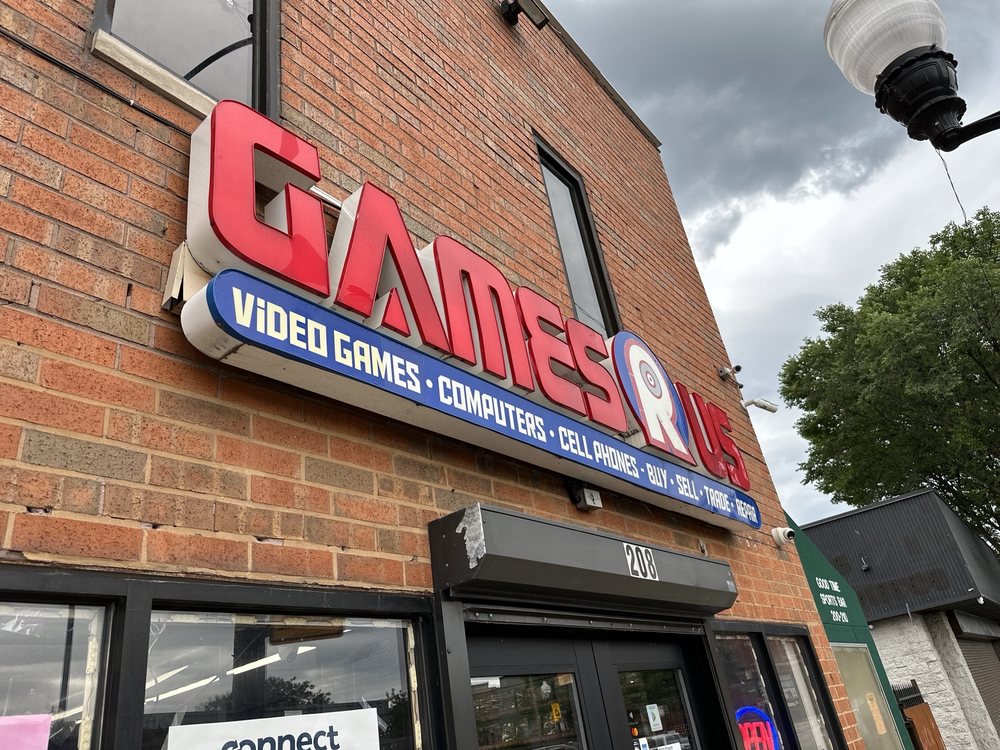 GAMES R US - Updated December 2025 - 14 Reviews - 208 E 35th St ...