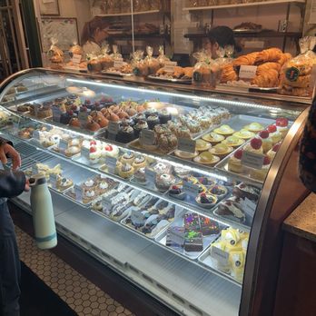 ISGRO PASTRIES - Updated December 2025 - 718 Photos & 619 Reviews ...