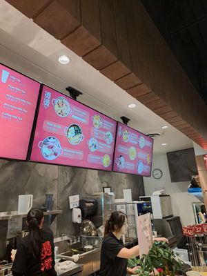 PIPING HOT - Updated January 2026 - 122 Photos & 34 Reviews - 160 8111 ...