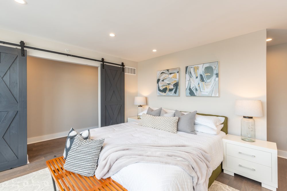 JIM ONESTI - MIKE MCCANN TEAM - Updated June 2025 - 12 Photos - 728 S ...