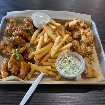 WING SNOB - Updated January 2026 - 34 Photos & 39 Reviews - 11988-104 ...