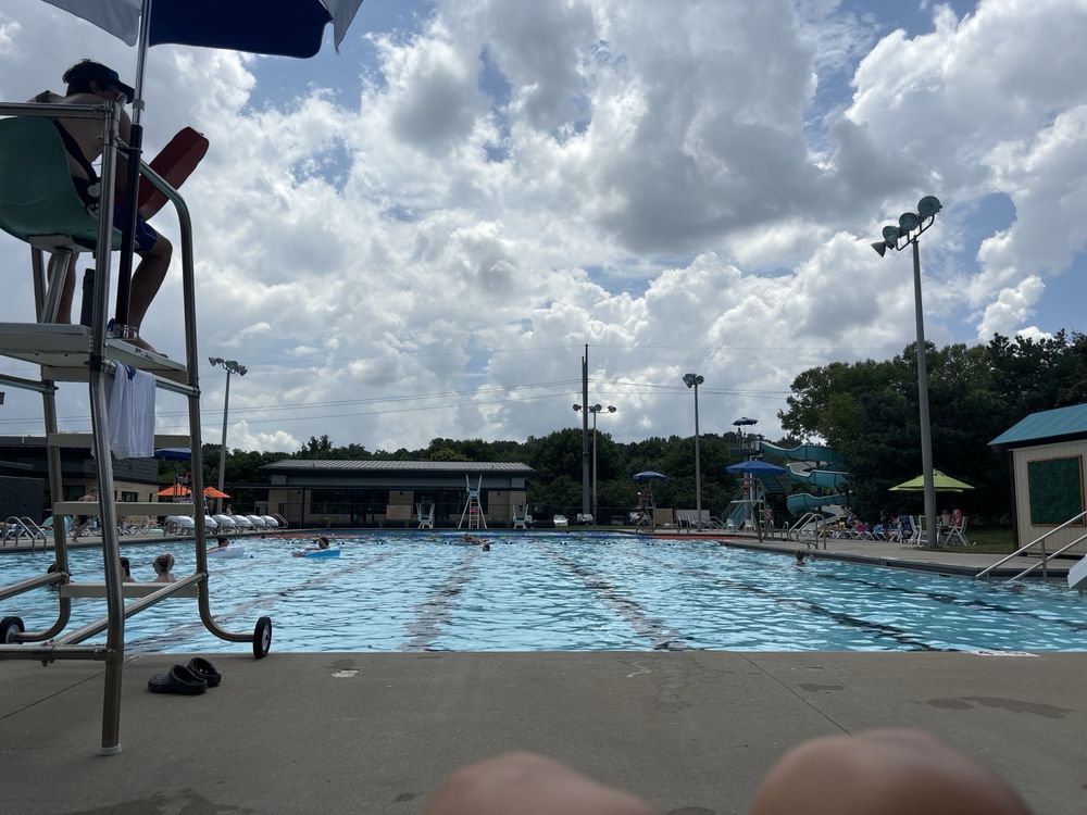 LEAWOOD AQUATIC CENTER - Updated December 2025 - 12 Reviews - 10601 Lee ...
