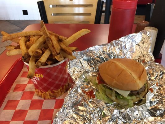 HOME RUN BURGERS - 25 Photos & 44 Reviews - 303 W Cardinal Blvd ...