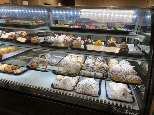 HOECKELE’S BAKERY AND DELI - Updated January 2026 - 57 Photos & 70 ...