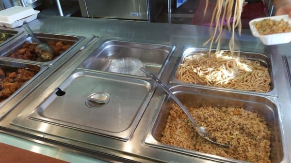 Chen Wok Express - Takeout & Delivery - 11 Photos & 48 Reviews ...