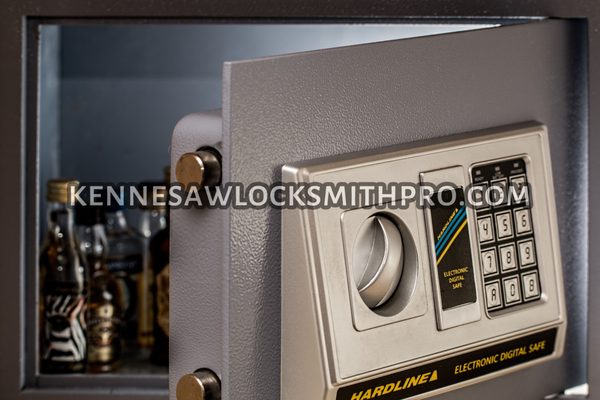 KENNESAW LOCKSMITH PRO - Updated July 2025 - 16 Photos - Kennesaw ...