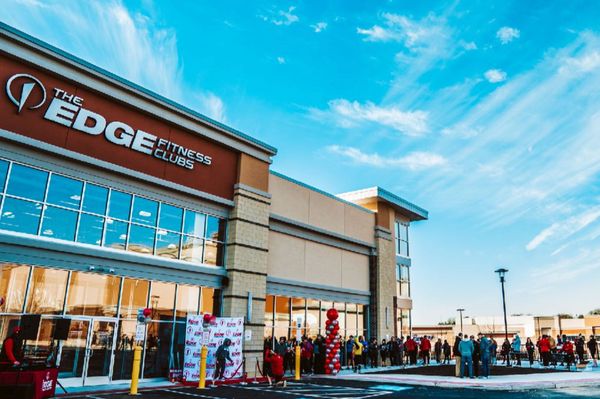 THE EDGE FITNESS CLUBS - Updated August 2025 - 52 Photos & 17 Reviews ...