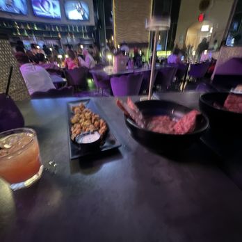 Cirque daiquiri bar & grill store